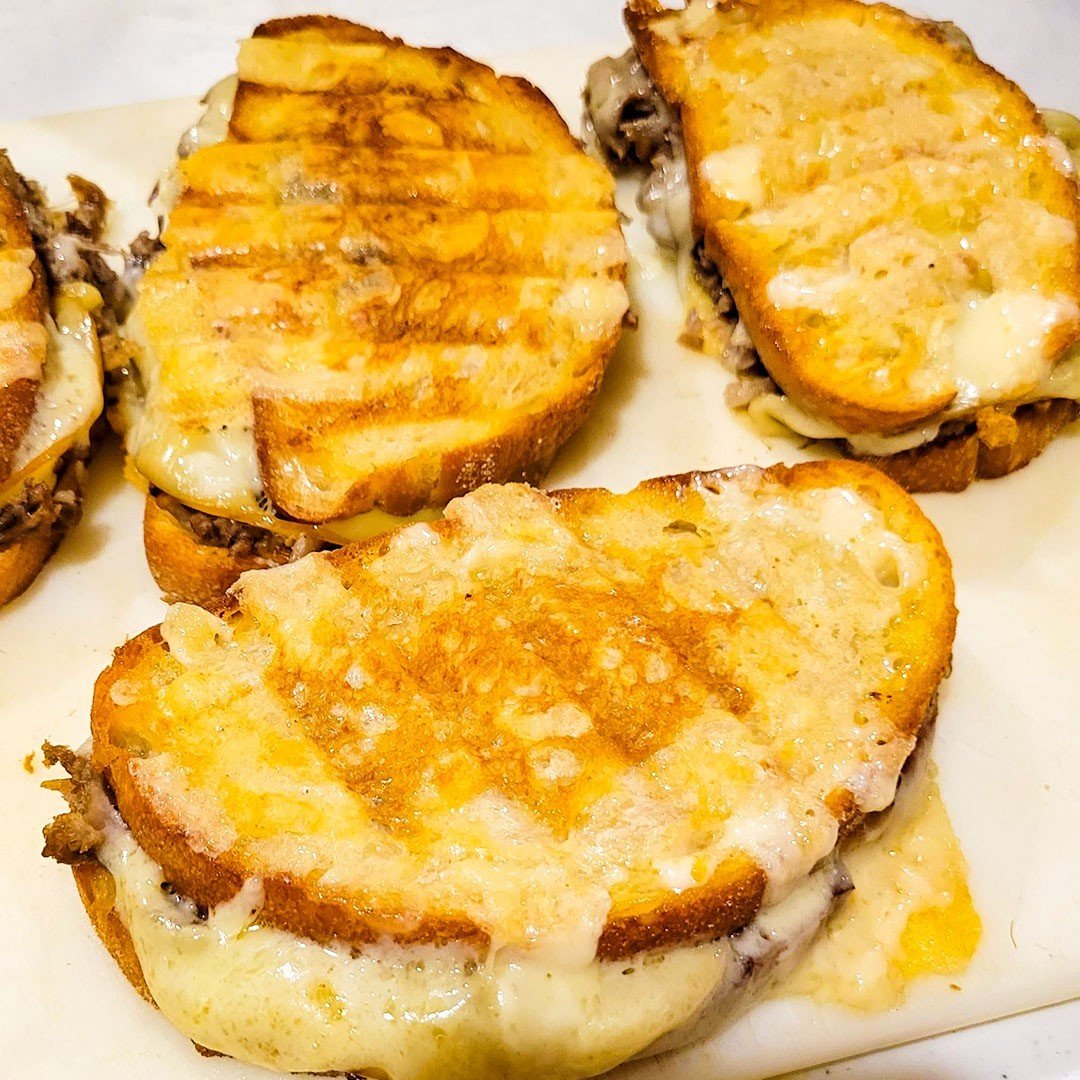 Sonnys Neck Bones – Home of the Neck Bone Grilled Cheese